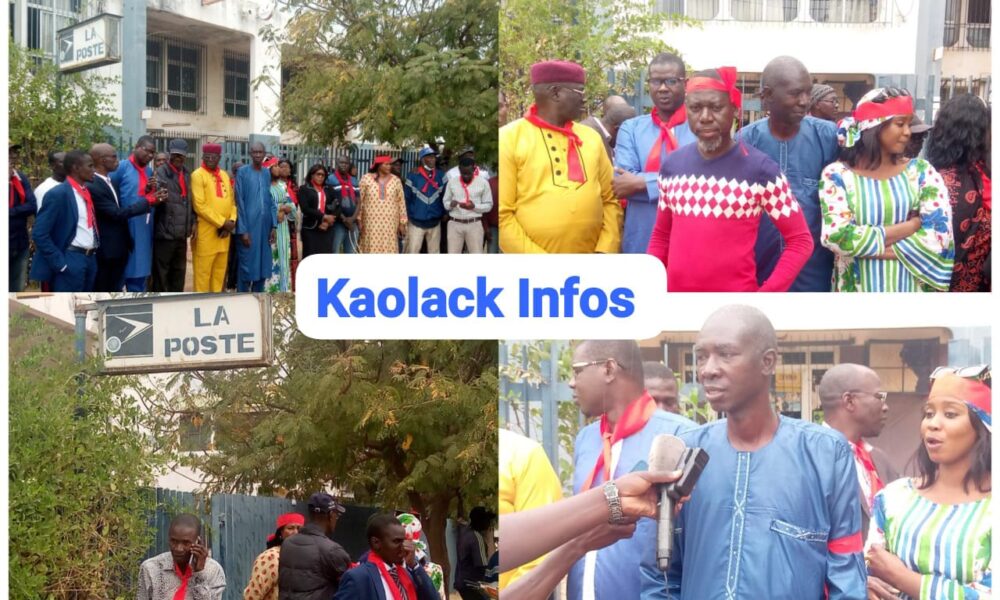 Kaolack: Les travailleurs de La Poste en sit-in pour réclamer le ...